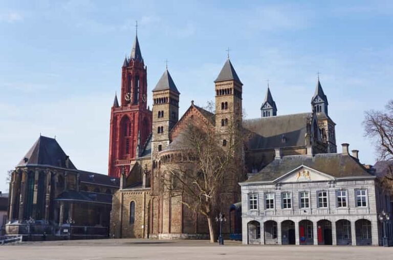 Maastricht and Tripoint Full-Day Trip From Amsterdam | The Abroad Guide