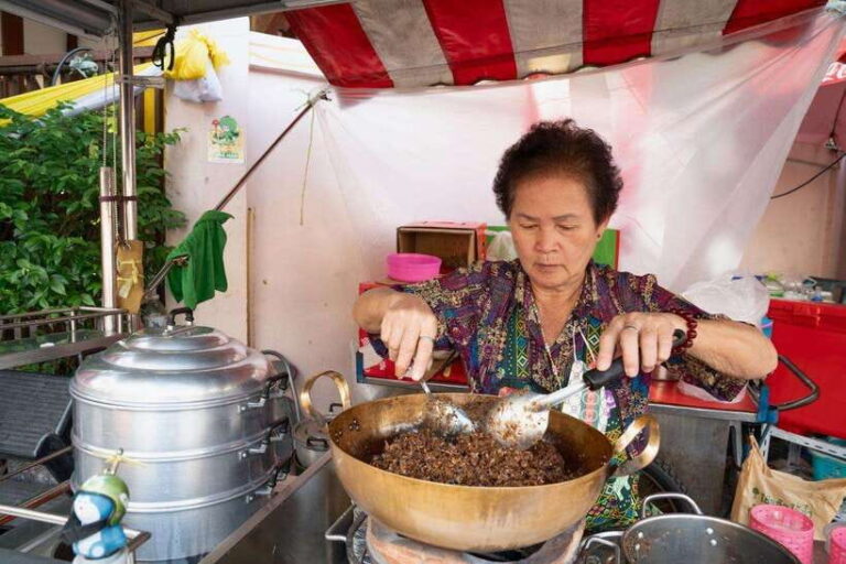 Bangkok: Talad Noi Hidden Gems & Street Food Adventure | The Abroad Guide
