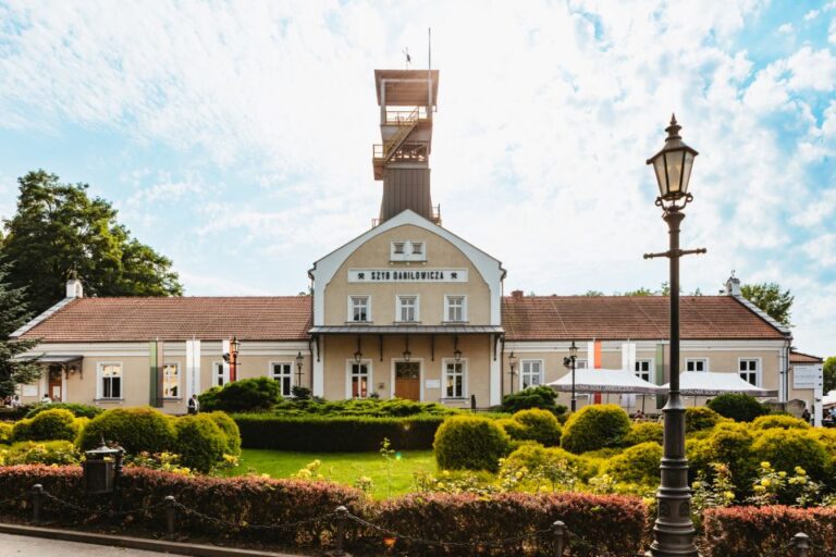 Krakow: Wieliczka Salt Mine Guided Tour With Transport | The Abroad Guide