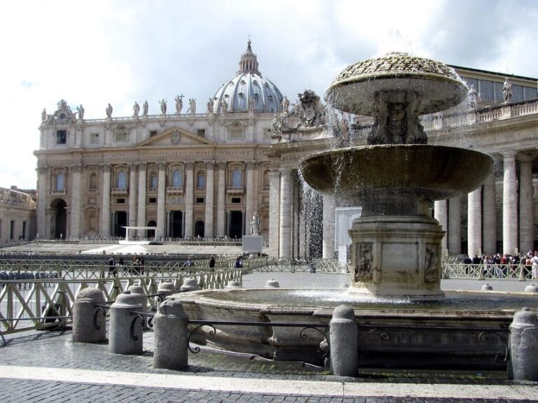 Rome: Ticket and Tour Vatican Museum and Sistine Chapel | The Abroad Guide