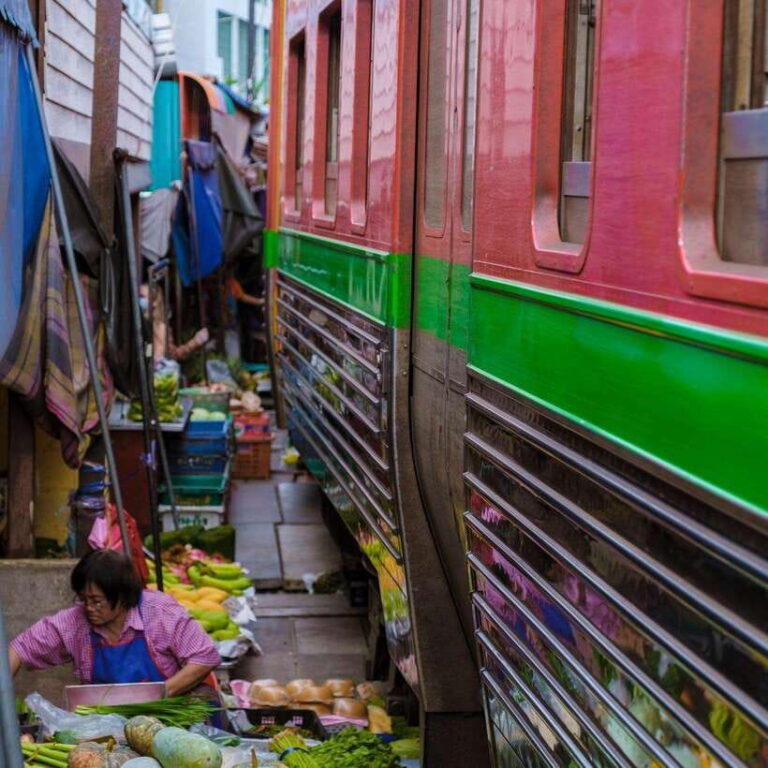 Train Market, Floating Market, and Salt Lake Tour by Driver | The ...