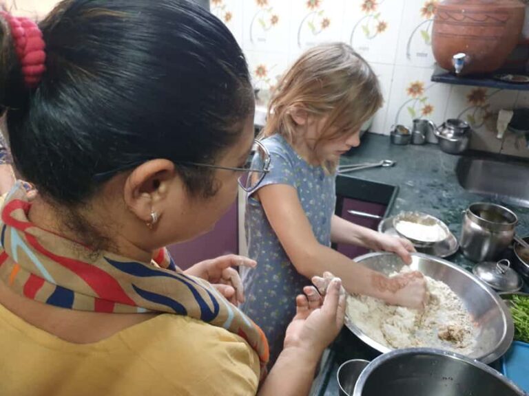 MUMBAI: Indian Cooking Class with Pickup and Drop-Off | The Abroad Guide