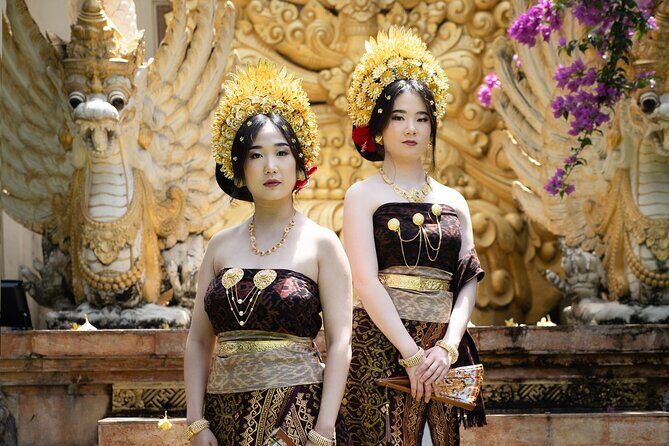 Bali Professional Photoshoot in Traditional Dress Outfit | The Abroad Guide